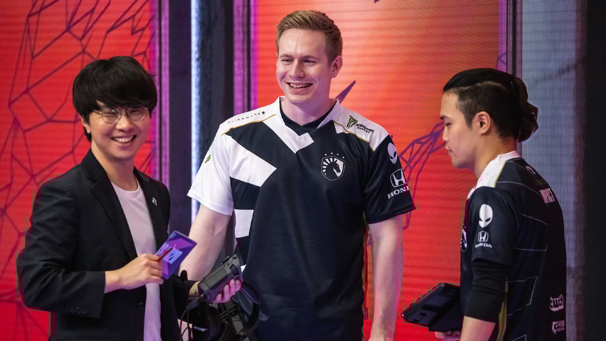 LoL : CLG officialise les arrivées de Broxah et de Finn - Millenium