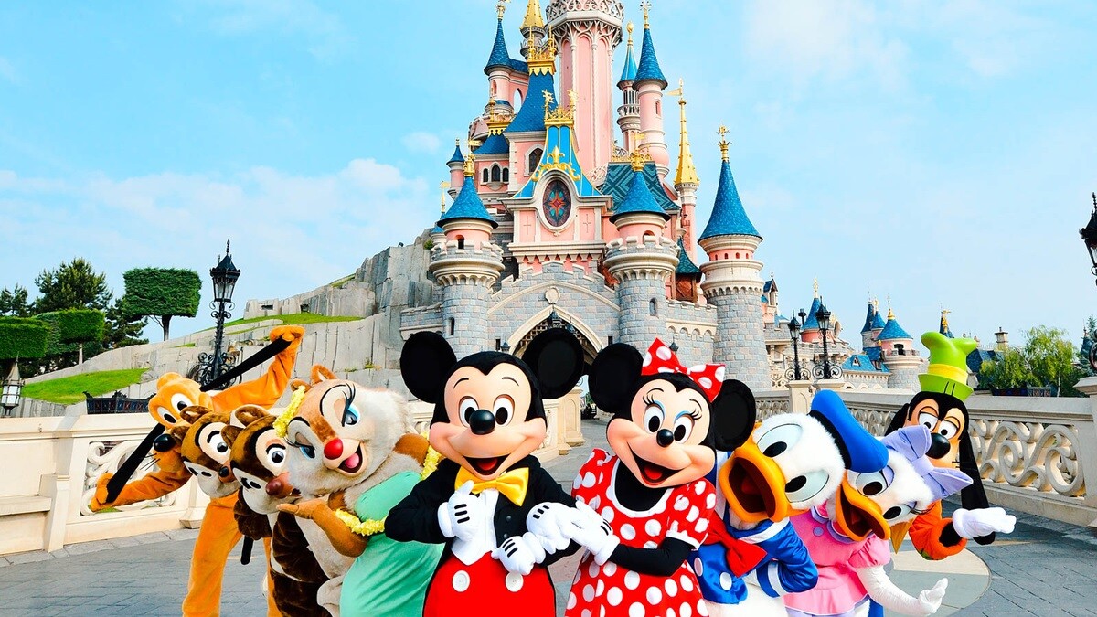 Ce couple a secrètement vécu plus de 15 ans à Disney, les visiteurs ne ...