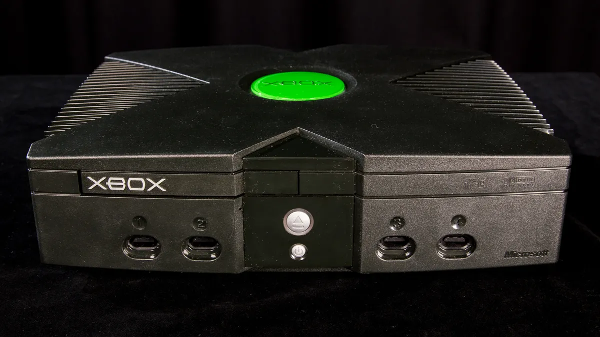 Cette Xbox de 2005 complétement cassée vient de se vendre pour 9000 ...