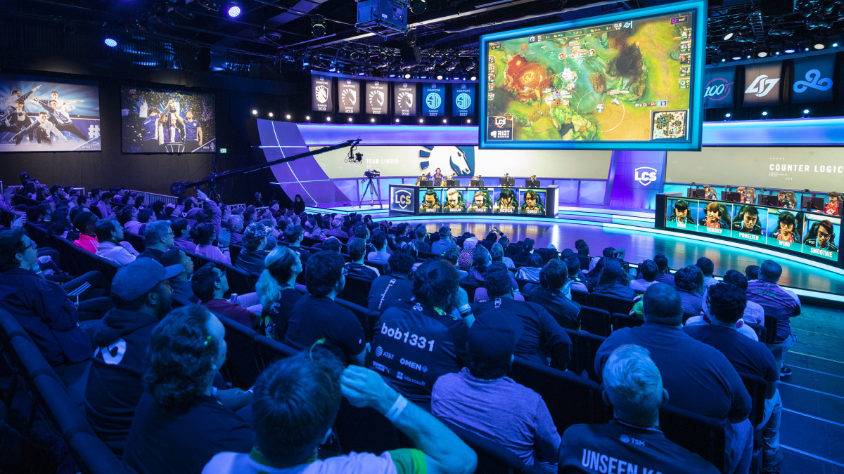 LoL - LCS Spring Split 2020 : Un retour du championnat ce weekend - Millenium