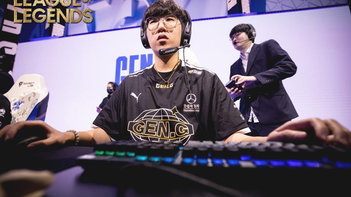 LoL : Cette star de League of Legends célèbre son arrivée en LPL avec ...